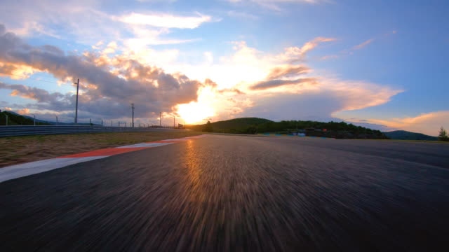 Ten of the best tracks for driving your own vehicle - CarsF1stock